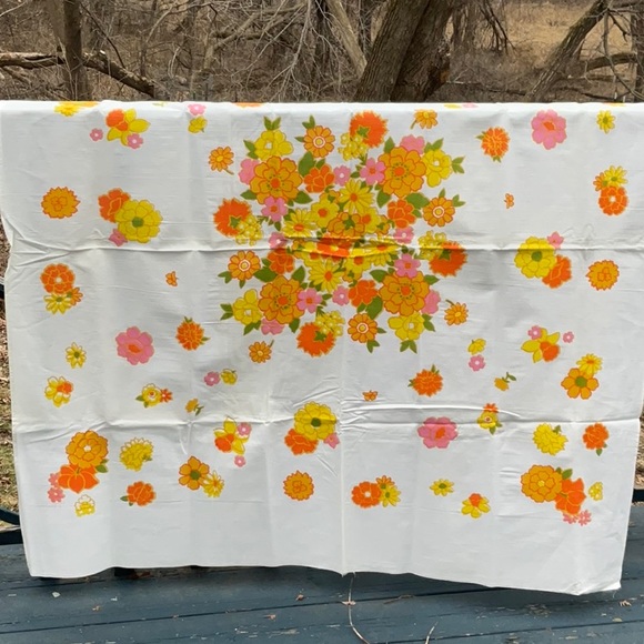 Vintage | Dining | Vintage Simtex Tablecloth Orange And Pink Mod Floral ...
